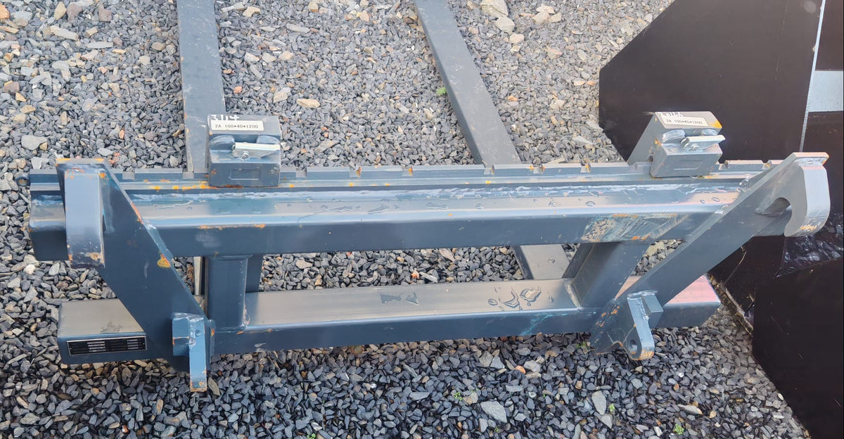 Pallet Forks (euro bracket) – Ben Sergeant Tractors Ltd