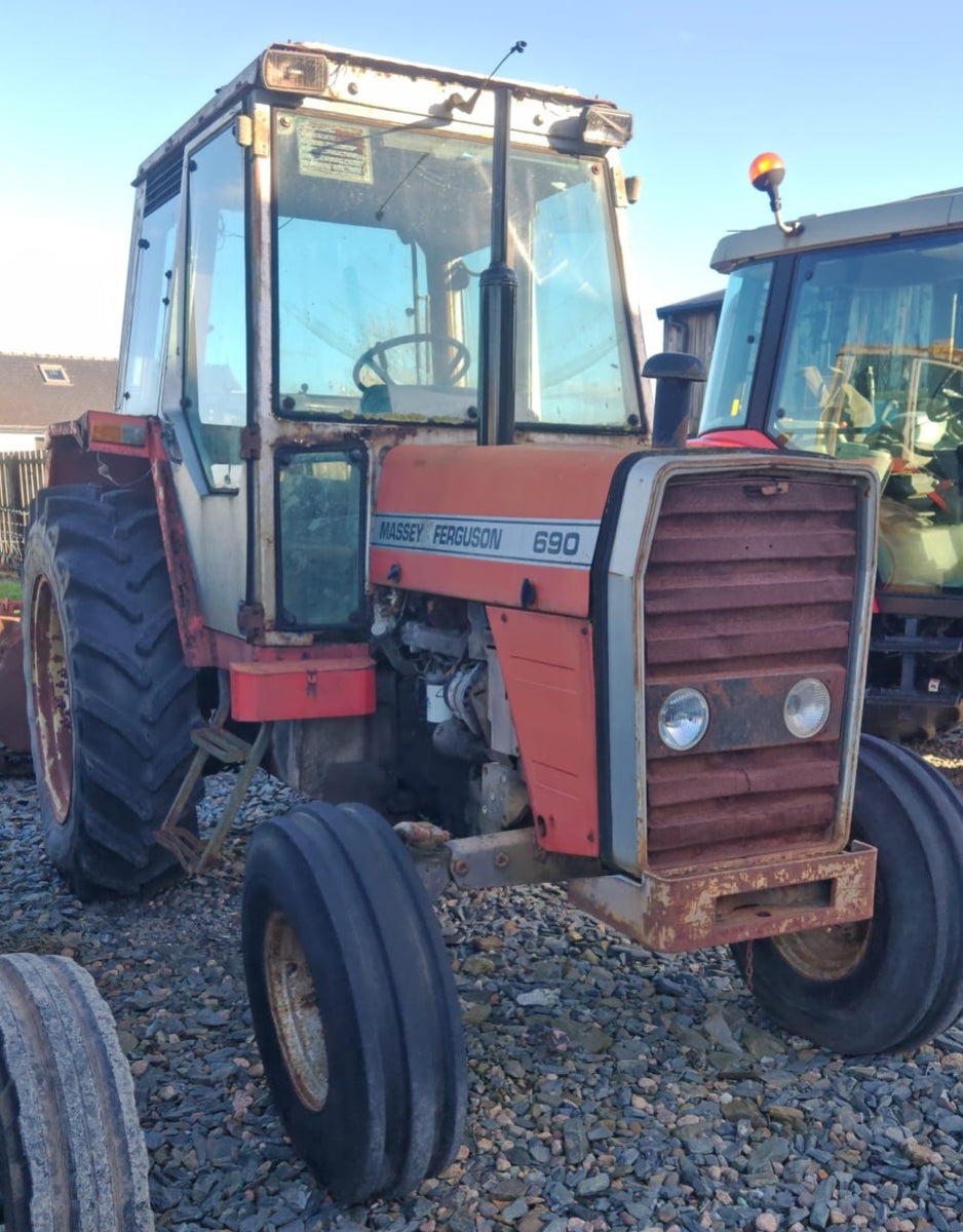 MF 690 2wd – Ben Sergeant Tractors Ltd